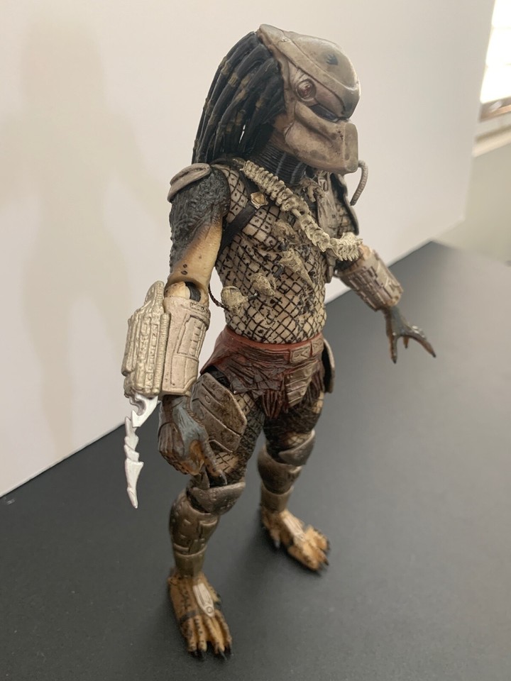 NECA 2010 Jungle Hunter Classic Predators | eBay