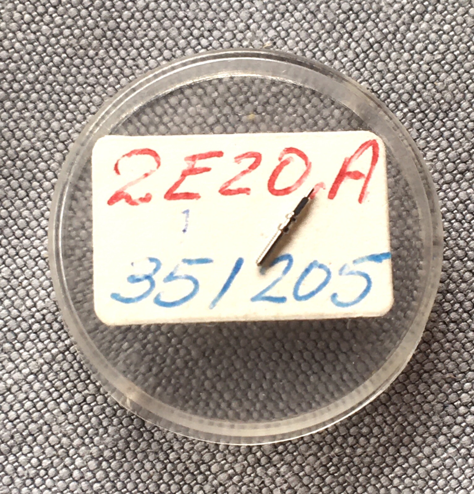 Nos New Seiko 2E20A 351205 Tige Stem Tige 351-205 2E20 A Pièce Original ...