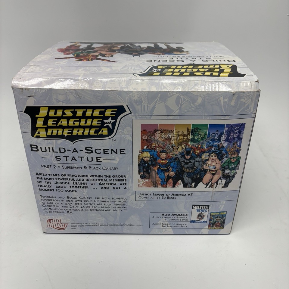 Justice League Of America Build A Scene Statue Superman & Black Canary ...