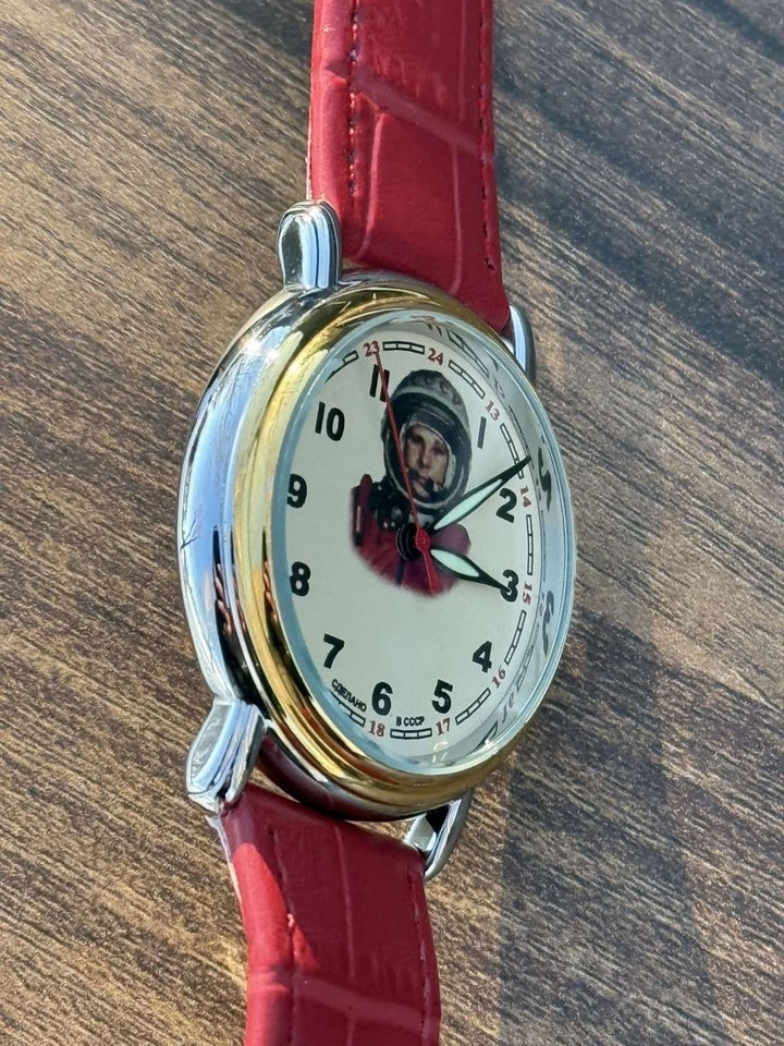 Vostok Vintage Yuri Gagarin Watch Mechanical Men's Red Soviet ...