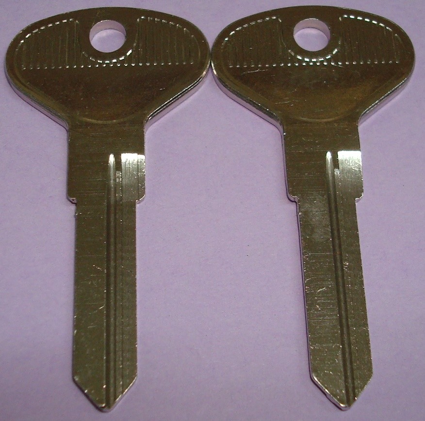 Lot of 2 New Uncut Porsche key blank 924, 944 & 968 also VW Audi X9 ...