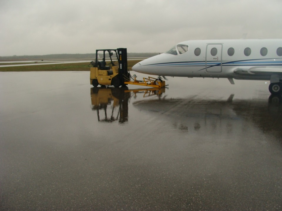 Versa-Tow Aircraft towbar, Tug, mover, tow bar | eBay