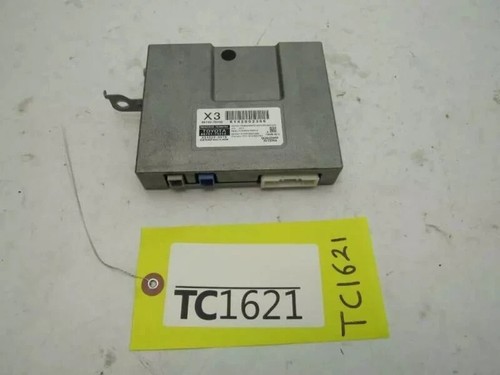 Communication Control Module CT200H 2014 2017 Lexus Telematics Computer ...