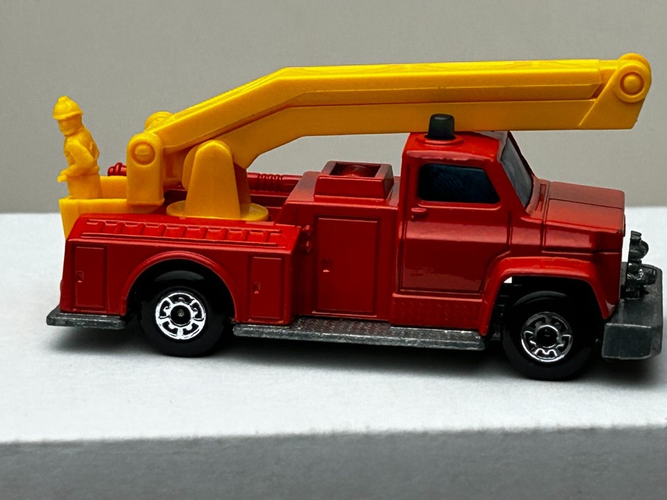 Matchbox Superfast No. 13 Snorkel Fire Engine Truck with Original Box ...