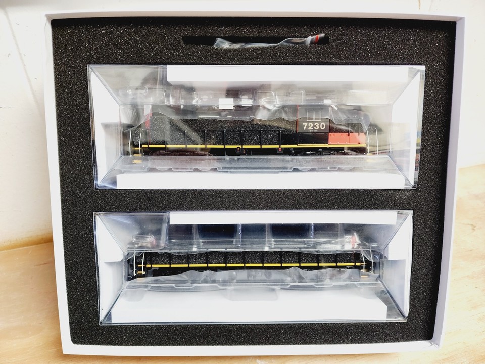 RAPIDO TRAINS HO 41513 GP9RM Mother + Slug w/ DCC Lok Sound Canadian ...