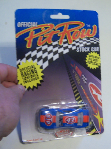 Official Pit Row Authentic NASCAR Stock Car #43 STP Richard Petty 1992 ...
