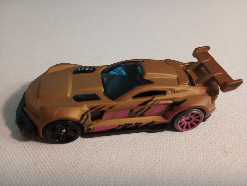 🔥Hotwheels 2024 Multi Pack Exclusive 🔥2017 Track Ripper Satin Gold 🔥 ...