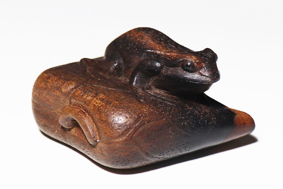Japan Antique Netsuke lotus frog inro ojime sagemono rare Edo 1603-1868 ...