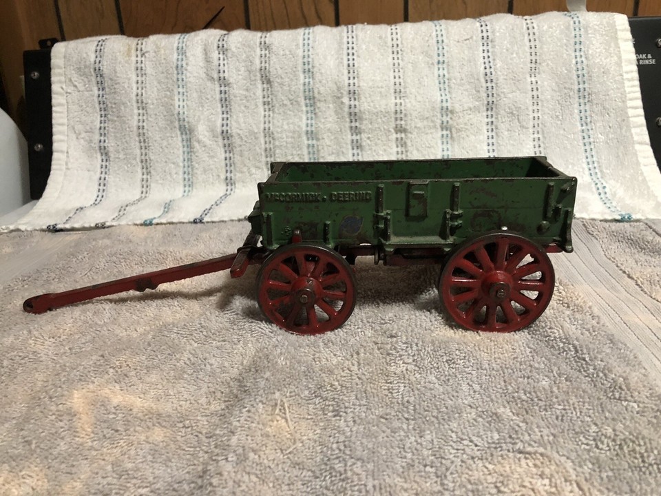 Arcade horse drawn cast iron toy wagon all original | eBay