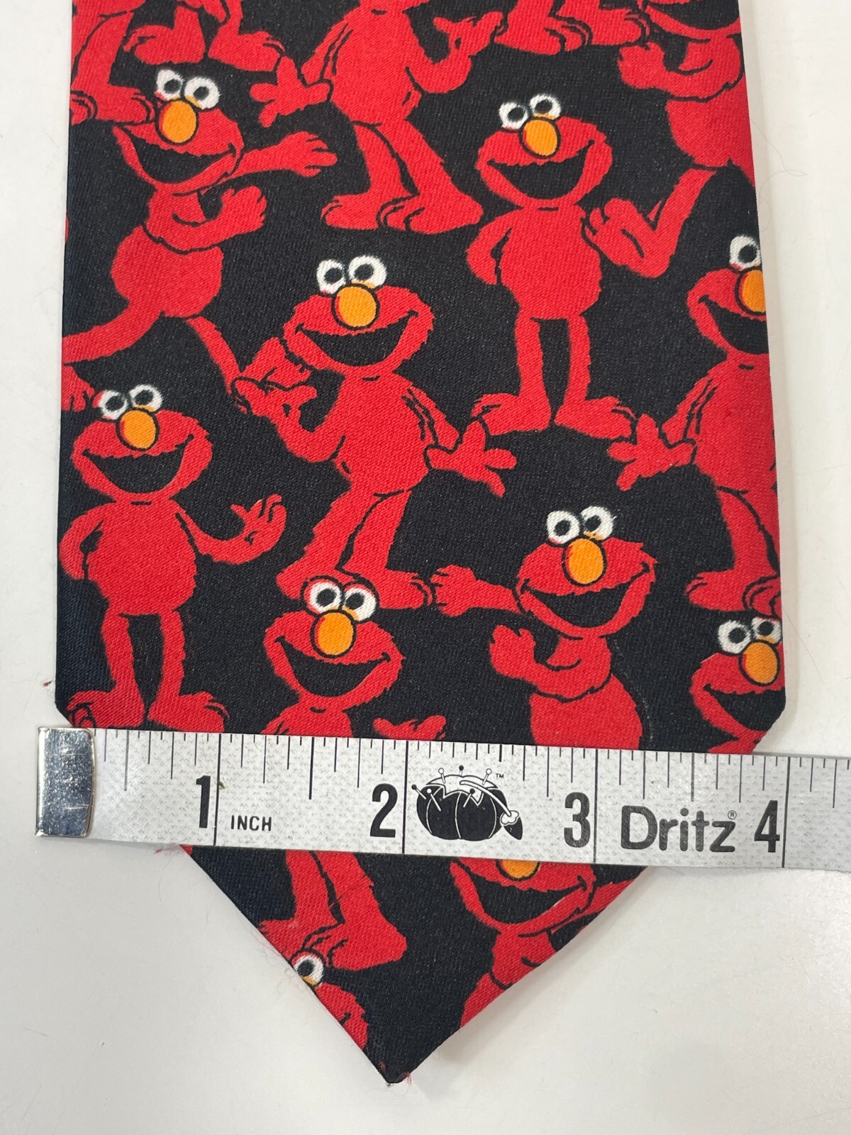 Picasso x Sesame Street “Elmo” Mens Neck Tie Novelty … - Gem