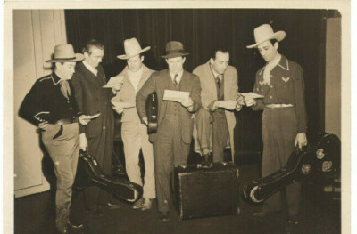 VINTAGE COUNTRY WESTERN BAND WITH GUITARS PHOTOGRAPH! B&W! 4 1/2 x 3 1/ ...