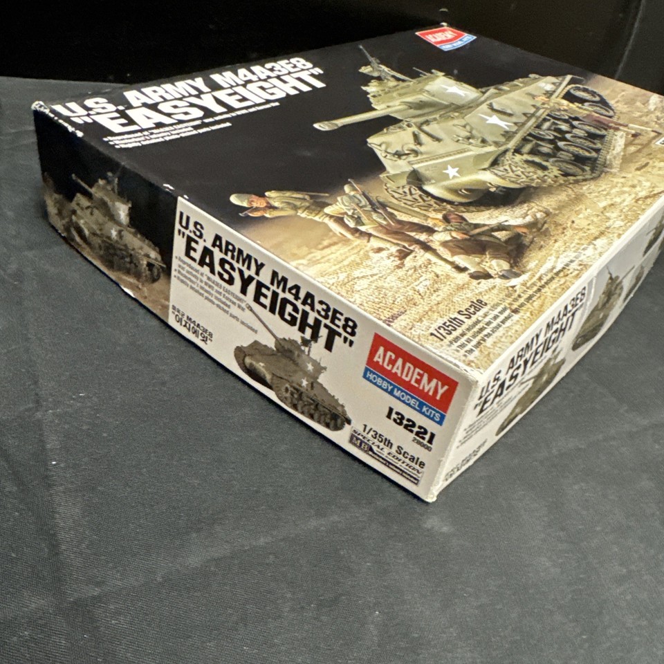 1/35 Academy #13221 US Army M4A3E8 Sealed Contents | eBay