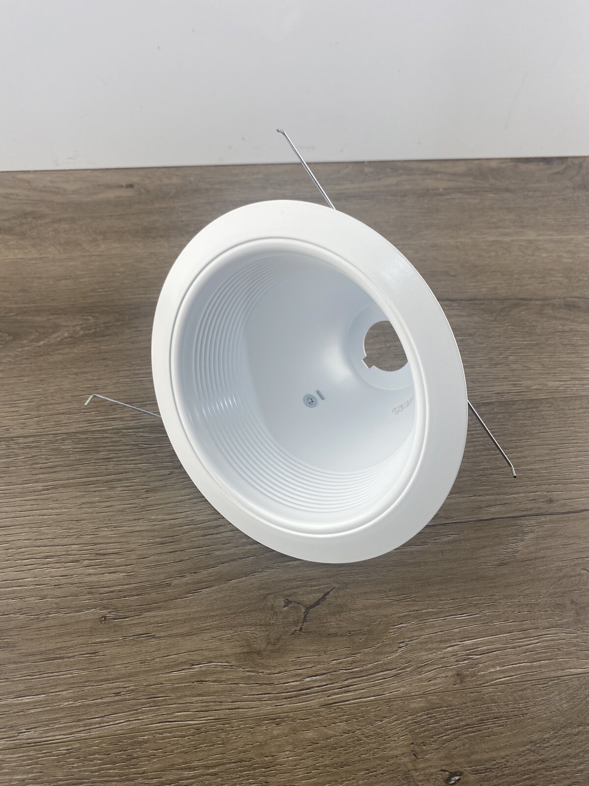 12 Juno Vulite V3034T-WWH 6" Full White Baffle Trim w/ Torsion Springs ...