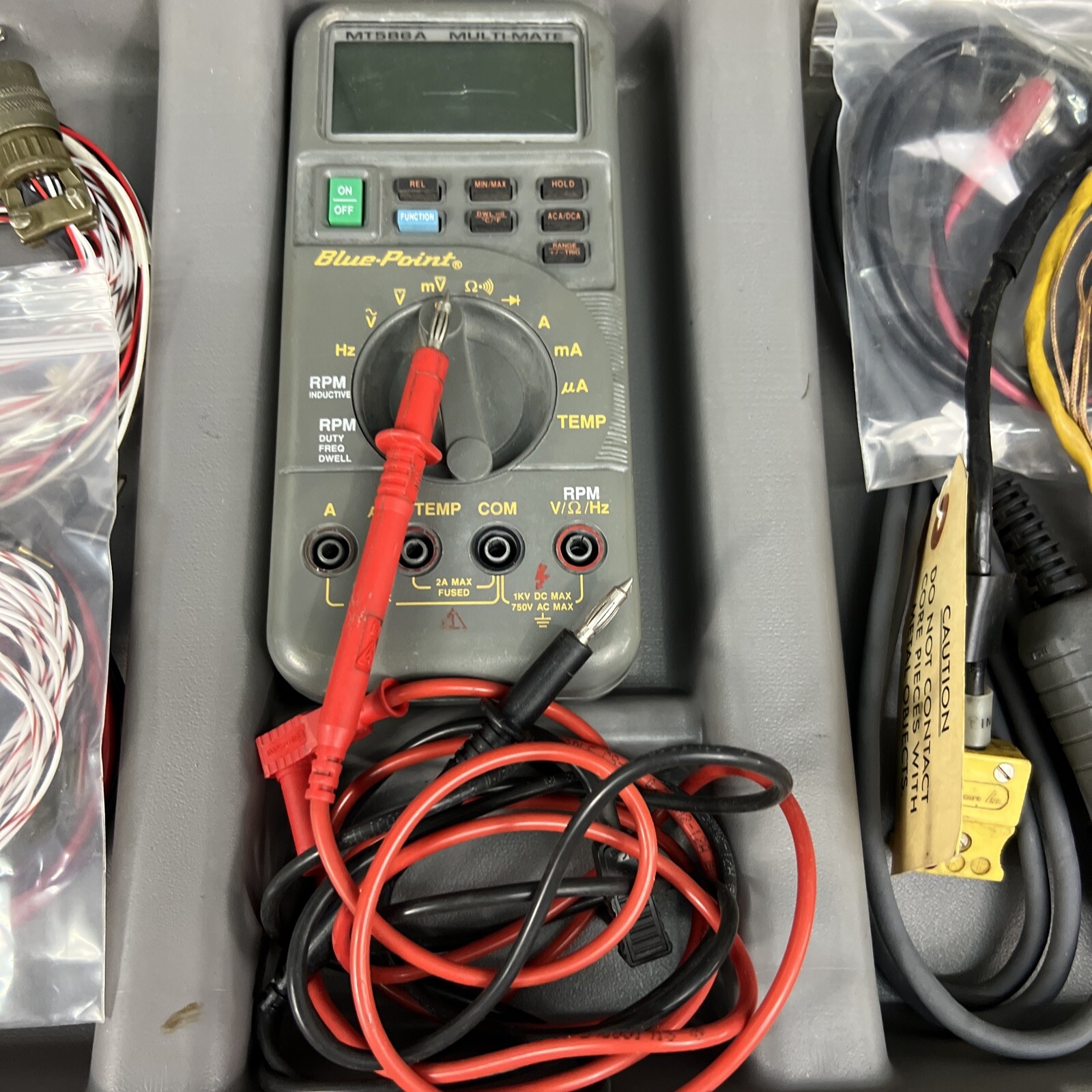 Blue Point Multi-mate Multimeter in Case Leads MT586 Snap-on for sale ...