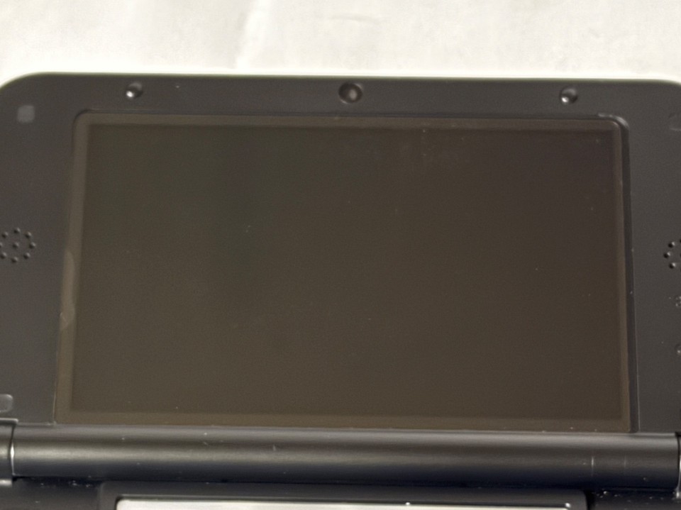 Nintendo 3DS XL Red/Black w/ Box, Charger, Charge Stand, great shape | eBay