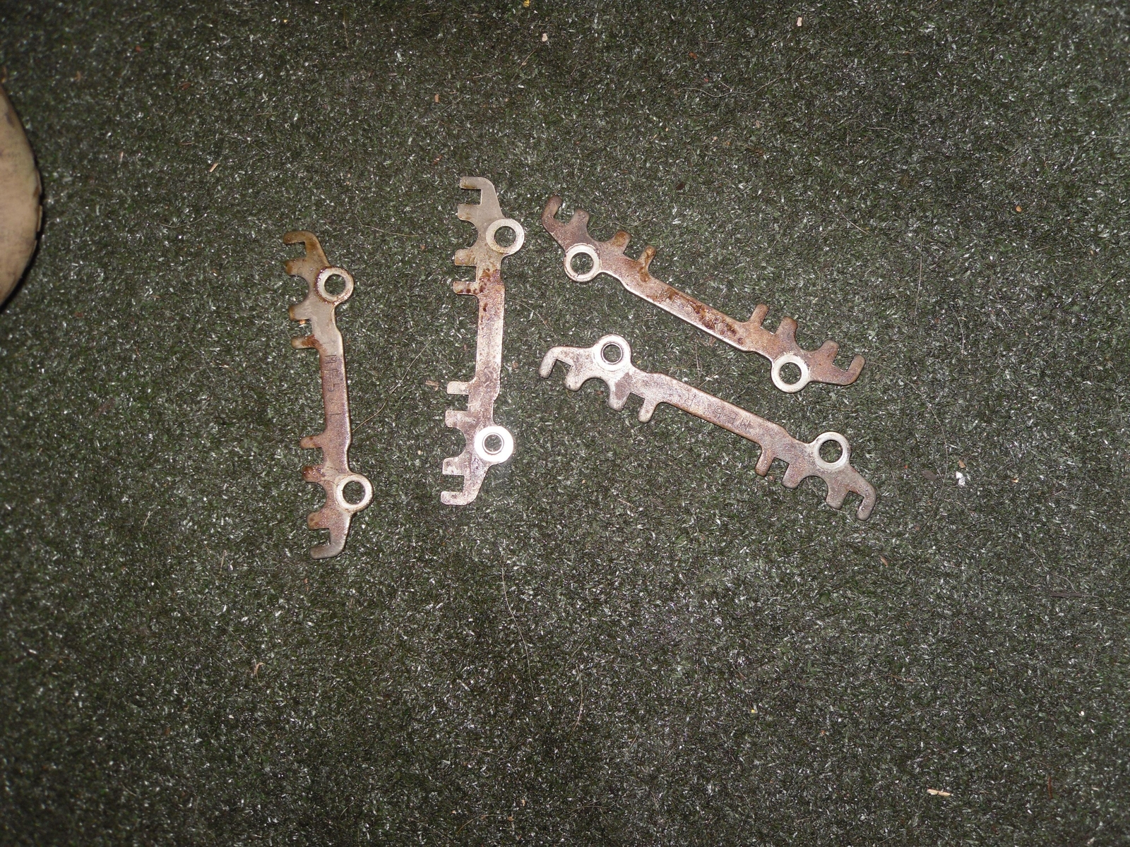 1983 HONDA nighthawk 550 CB550SC ENGINE ROCKER ARM RETAINERS GUIDES | eBay