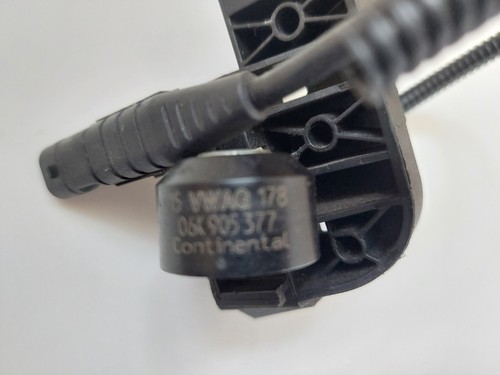 Audi TT 2.0tfsi CJX Engine Knock Sensor And Mount Bracket 06K905377 ...