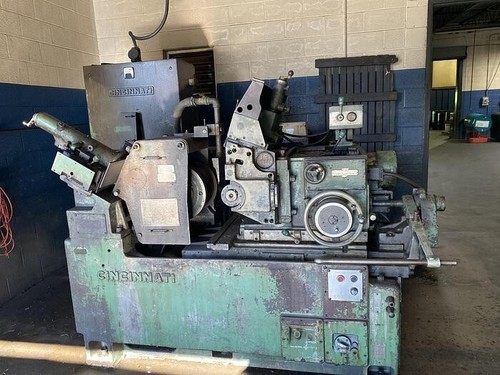 220-8 CINCINNATI-MILACRON "LR" CENTERLESS GRINDER w/MANUAL INFEED ...