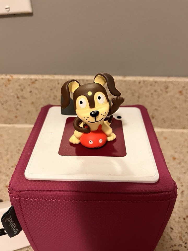 Toniebox Starter Set w/ Purple Box, Tonies Charger, and Puppy - Works ...