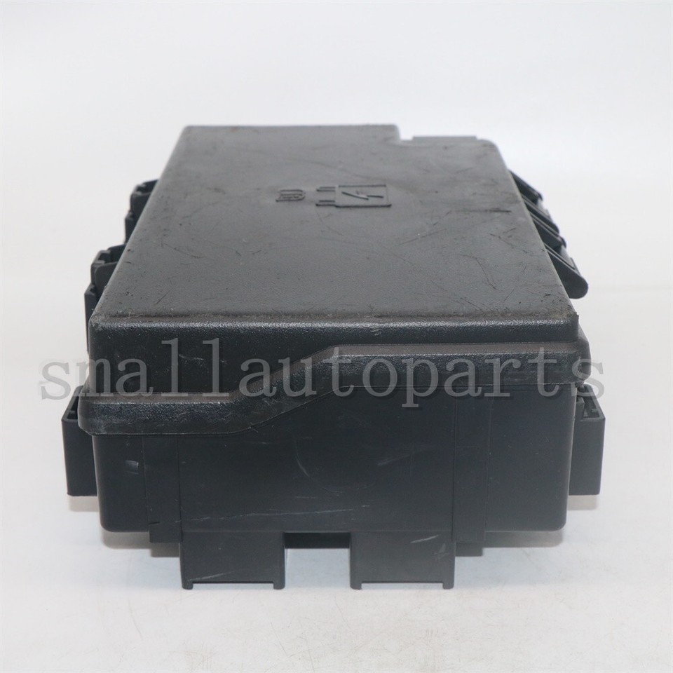 OEM Intelligent Power Distribution Center Fuse Box 68199793AF for 2013 ...