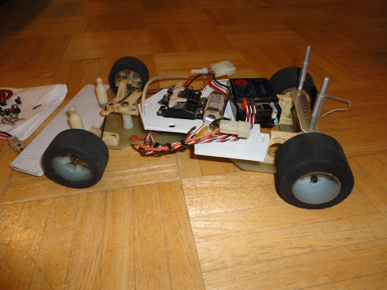 ORIGINAL VINTAGE ASSOCIATED RC12E ONROAD PAN CAR 1/12 SCALE | eBay