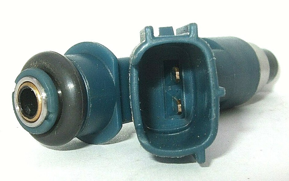 NEW GENUINE/ OEM 23250-31010 23209-31010 J787 842-12305 M935 INJECTOR ...