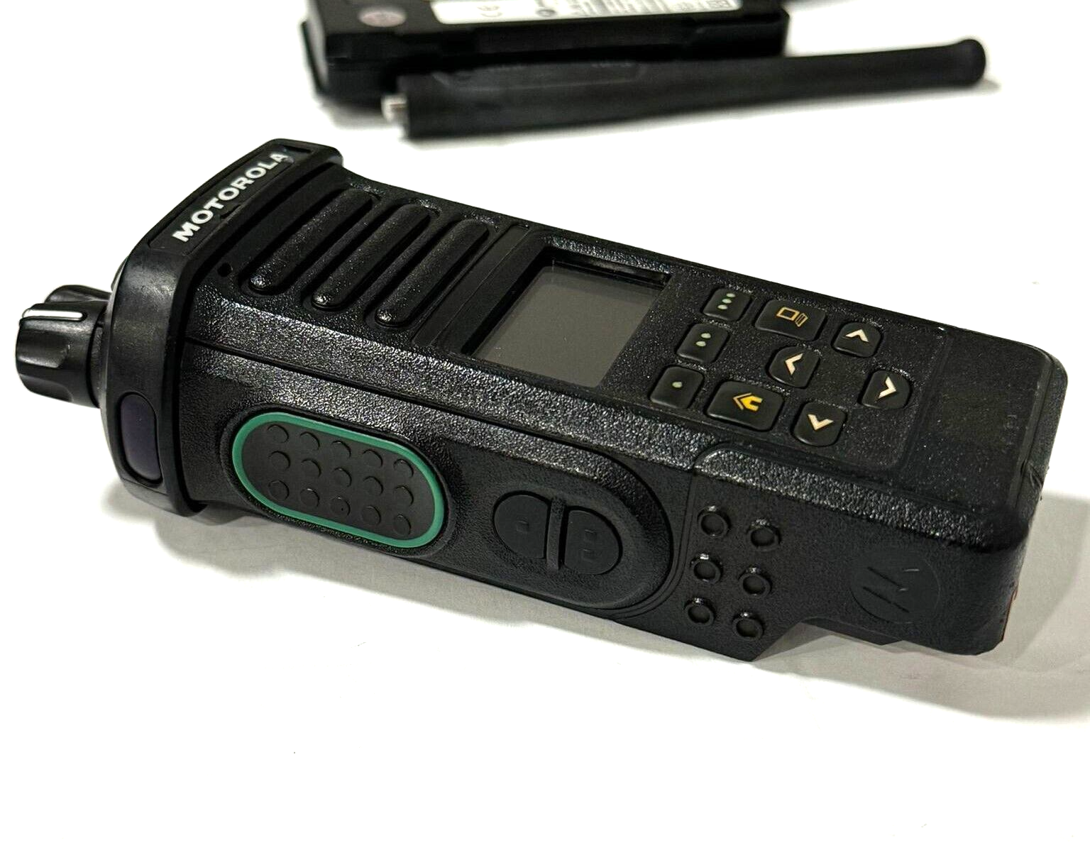 Motorola APX 4000 H51SDF9PW6AN UHF R2 450-520 MHz GPS/GNSS Double Knob ...