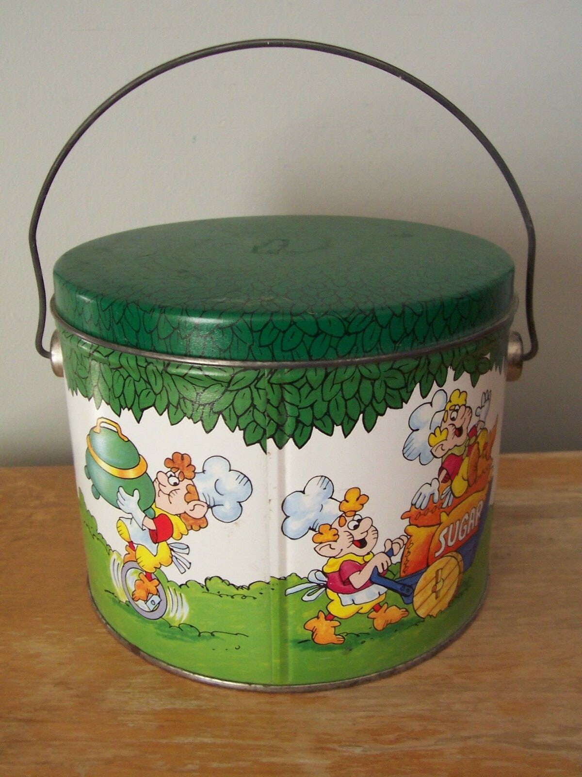 COLLECTABLE 1992 KEEBLER ELVES ANIMAL CRACKER EASTER BUCKET/PAIL/TIN ...