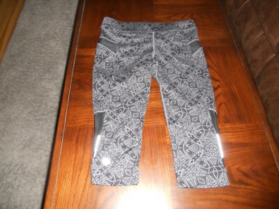 Athleta womens leggings size XS extra small yoga MINT cond cropped | eBay