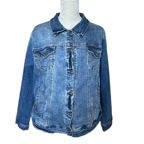 Torrid Women’s Trucker Blue Denim Jacket Plus Size 2 Button Front ...