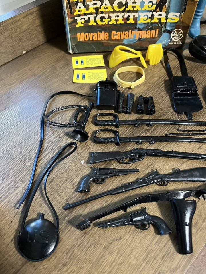 1974 Marx Johnny West Capt. Maddox Box Complete Accessories Fort Apache ...