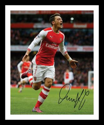 Mesut Ozil - Arsenal Autograph Signed & Framed Photo | eBay