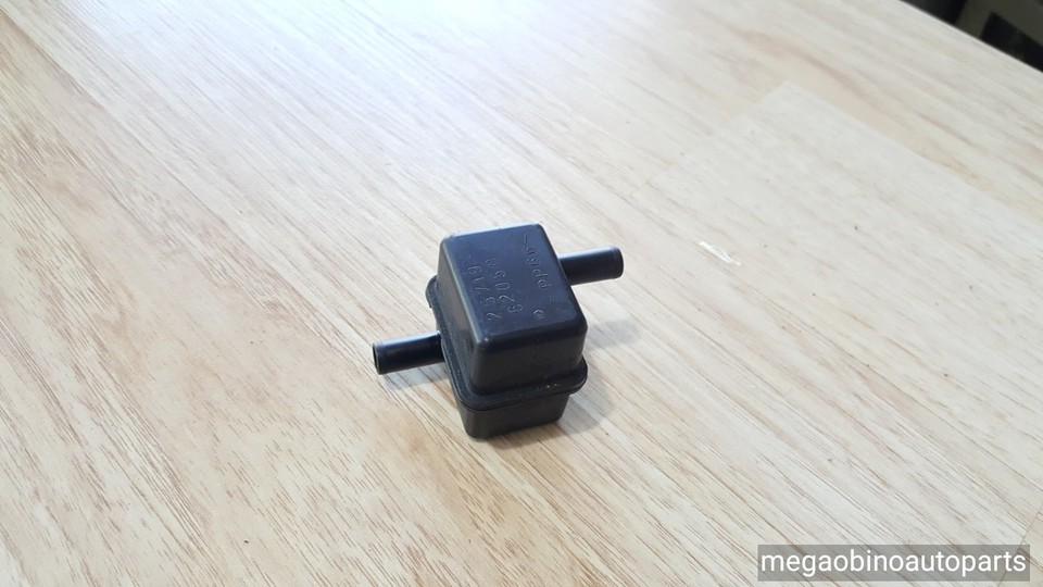 1995-2004 Toyota Avalon tank vacuum surge joint 17303-0a010 17303-20010 ...