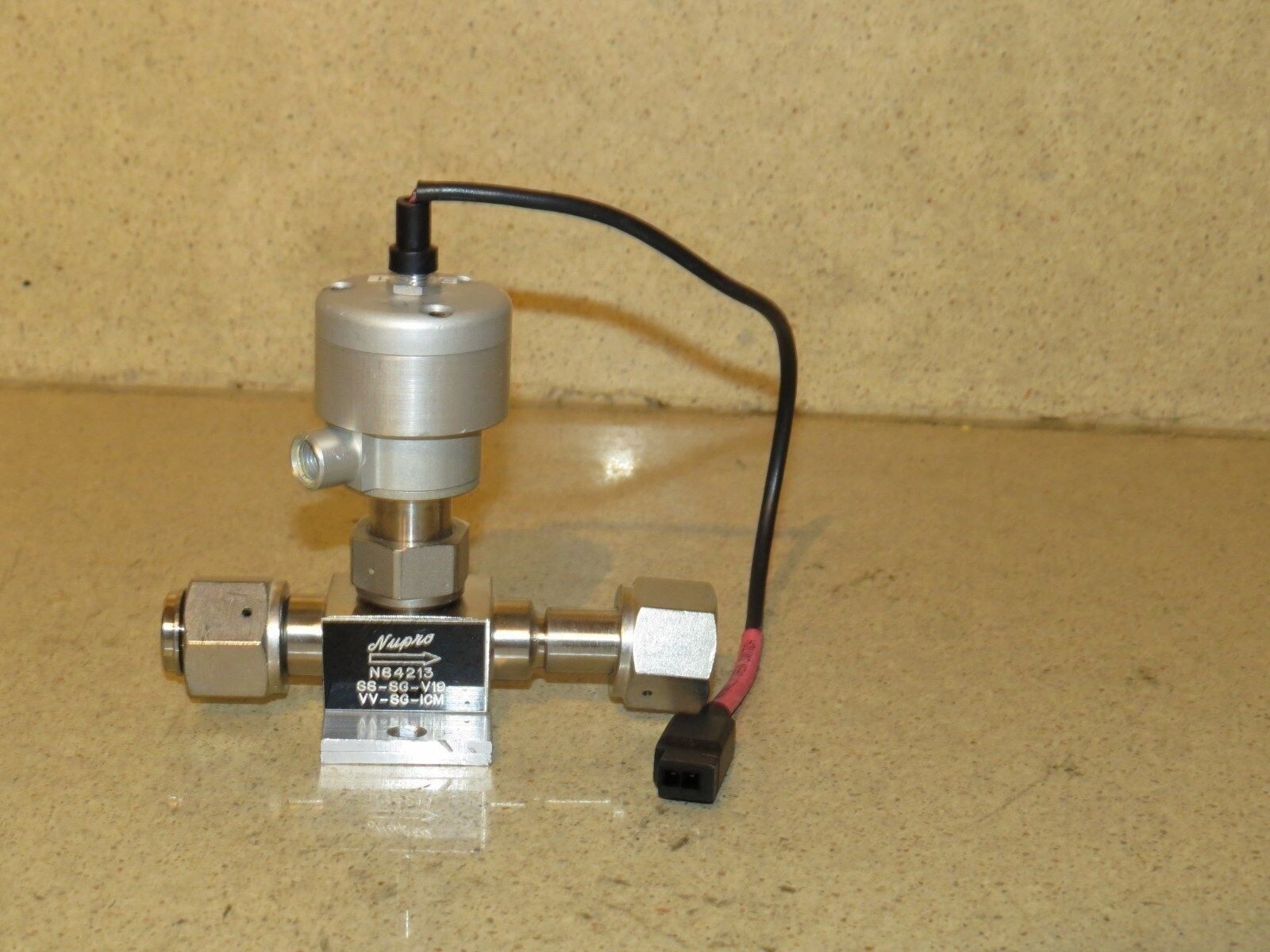 NUPRO N84213 SS-SG- V19 VV-SG-ICM VALVE (#1) | eBay