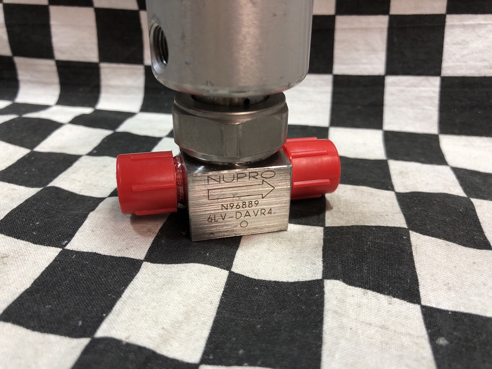 NUPRO Bellow Sealed Valve 1/4" FVCR, 6LVV-DPFR4-P1-C, SHIPSAMEDAY ...