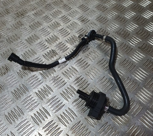 Mercedes GT S C R R190 C190 2017 Fuel Pipe Line Solenoid Purge Valve ...