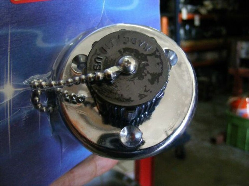 T-H Marine WD-1CP-DP Washdown Hose Fitting Chrome Cover W/Out Valve ...