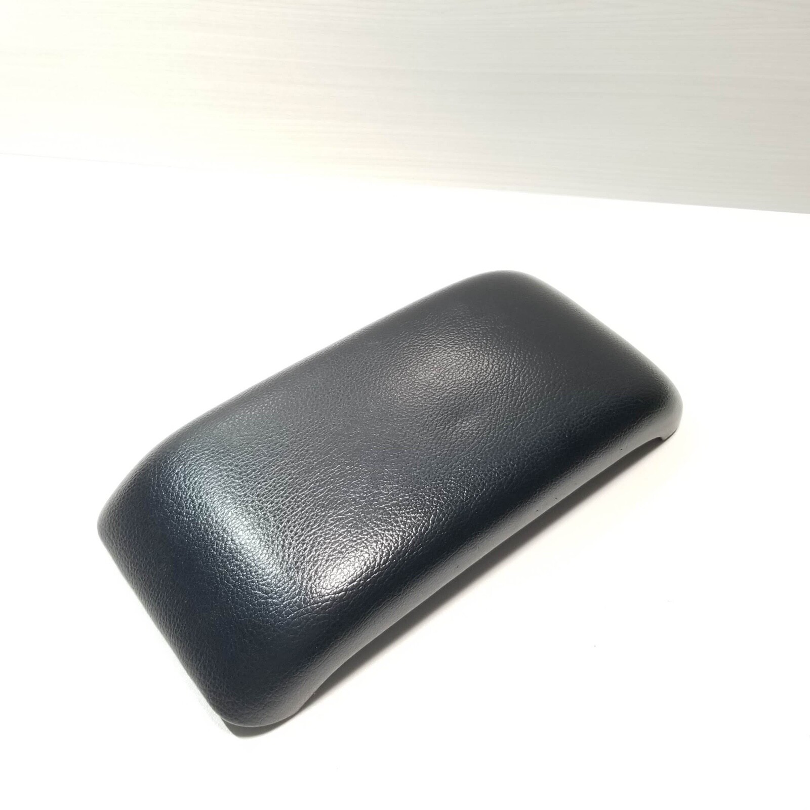 NISSAN VERSA 07 08 09 10 11 Black Armrest Arm Rest Console Center Lid ...