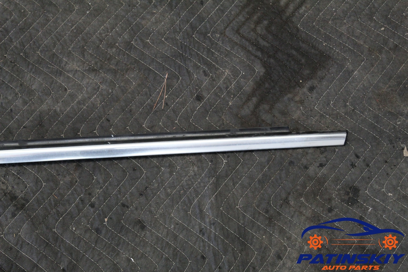 2013 MERCEDES BENZ C250 FRONT LEFT DOOR CHROME TRIM MOULDING STRIP LH ...