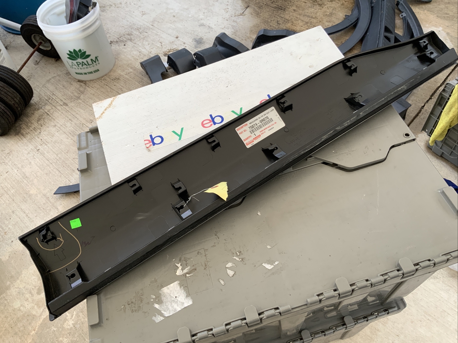 2019 -2023 TOYOTA RAV4, PRIME LEFT FRONT DOOR LOWER MOLDING 75074-0R070 ...