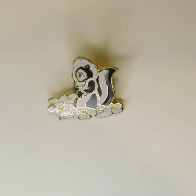 Vintage Disney Designs Jds Flower Skunk Bambi Yellow White Daisy Pin | eBay