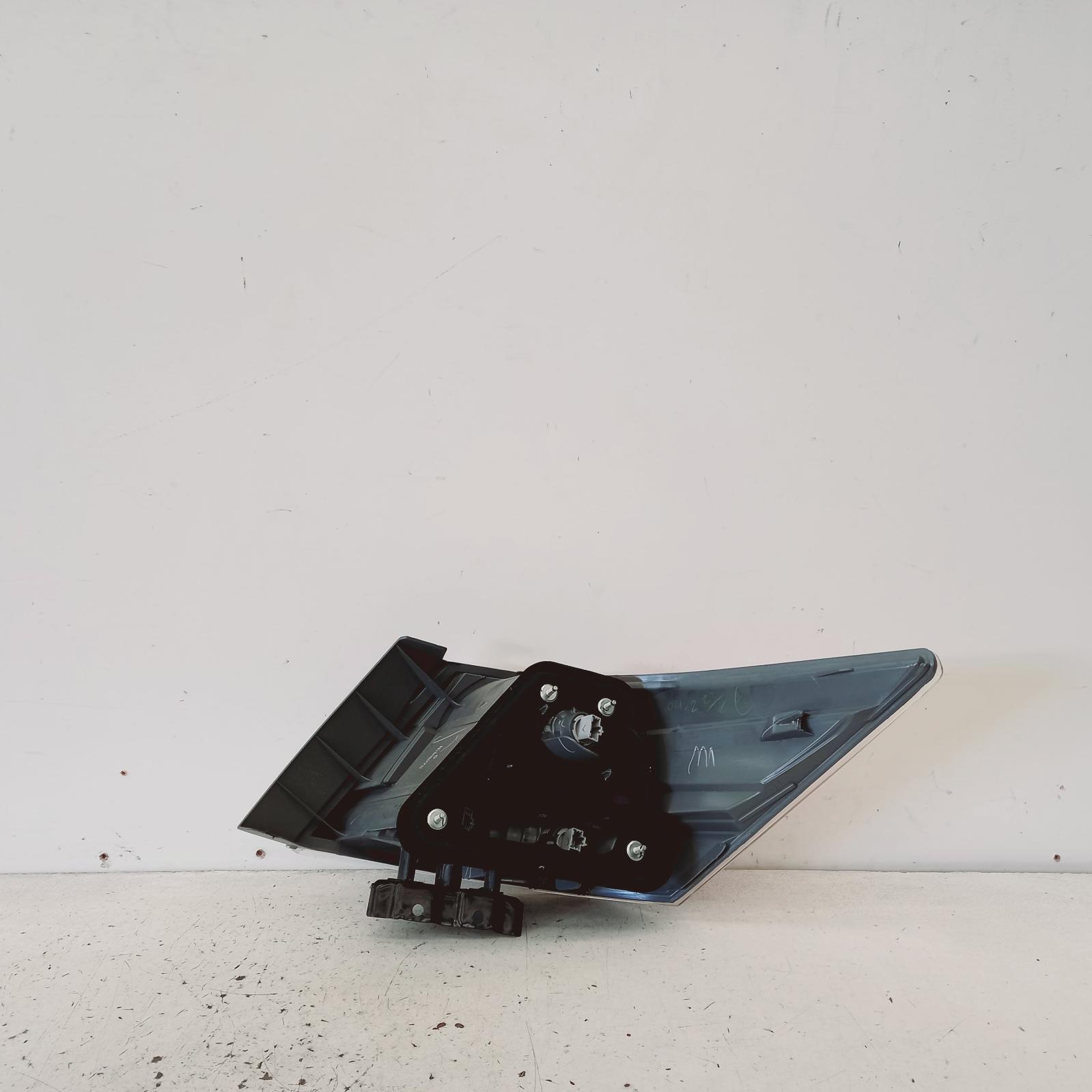 HONDA ACCORD LEFT TAILLIGHT 8TH GEN (VIN MRHCP), SEDAN, 02/08-05/13 08 ...