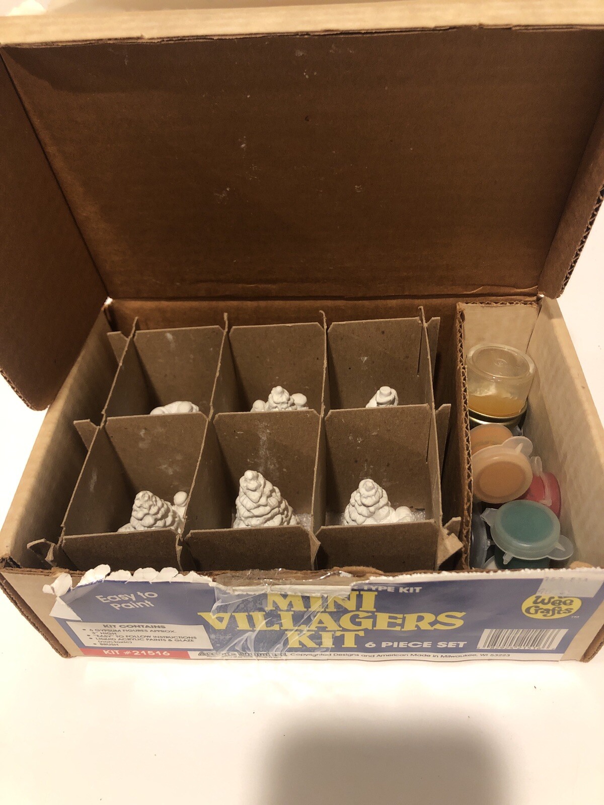 WEE CRAFTS MINI VILLAGERS KIT New English Country Village #21516 | eBay