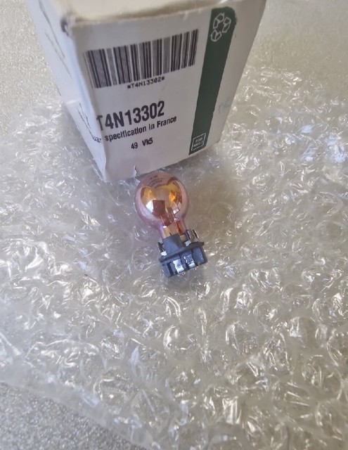 Genuine Jaguar XE F Pace XF Indicator Bulb - T4N13302 for sale online ...