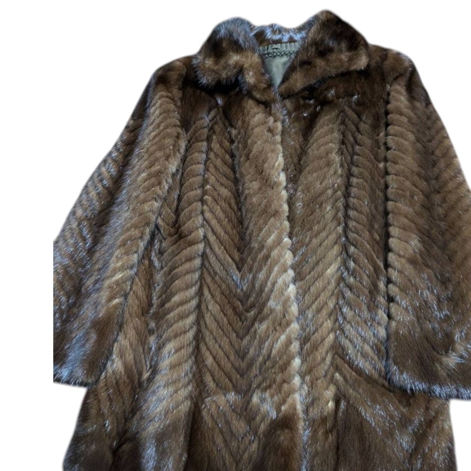 Vintage Brown Mink Real Fur Coat Chevron Pattern Mid-Length Size M from ...