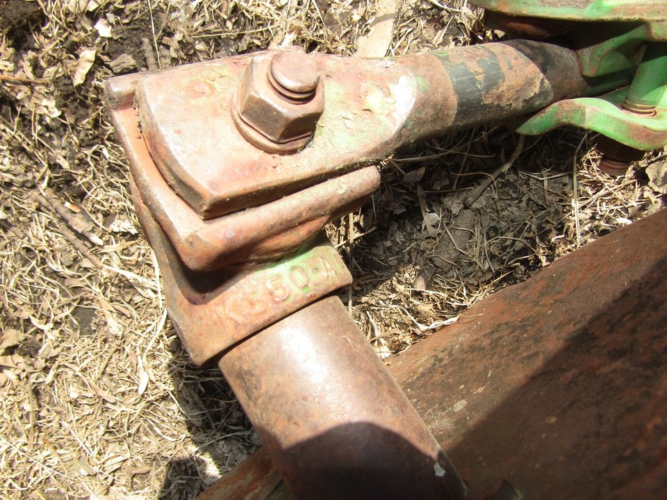 1 JOHN DEERE BARRING OFF CUT AWAY HIPPER HILLER DISC ASSEMBLY K350a | eBay