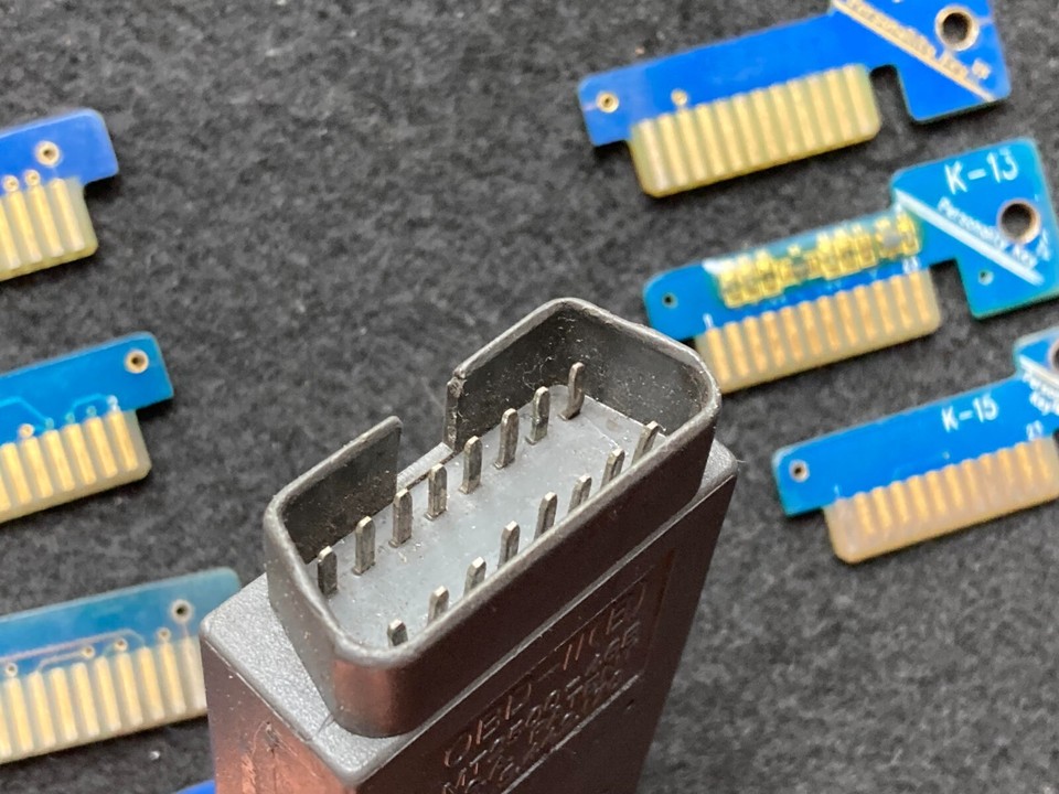 Snap-On Scanner MT2500-46 OBD-II Adapter Reader & (Set of 7) Keys | eBay