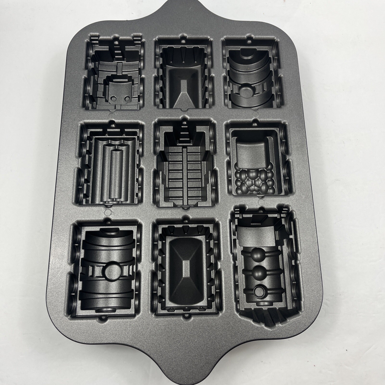 Nordic Ware Train Cake Pan 9 Cars | eBay