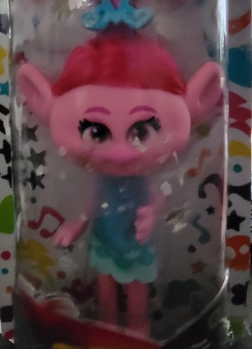 Dreamworks Trolls Trollstopia Stylin' Poppy Doll NEW | eBay