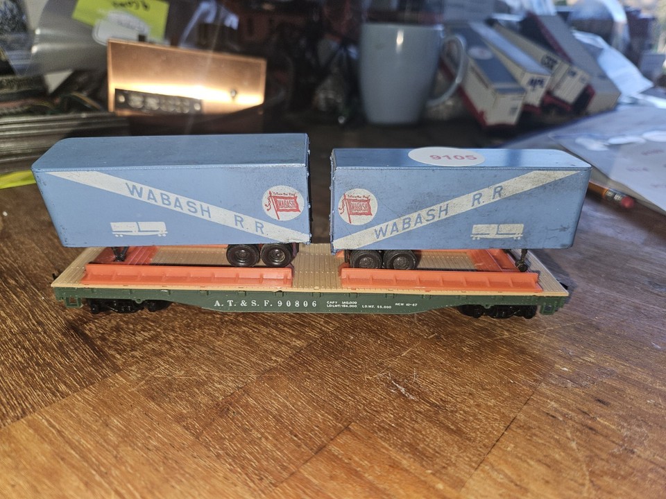 ATSF 90806 TRAILER FLAT CAR WITH WABASH TRAILERS, HO GUAGE (inv 9105 ...